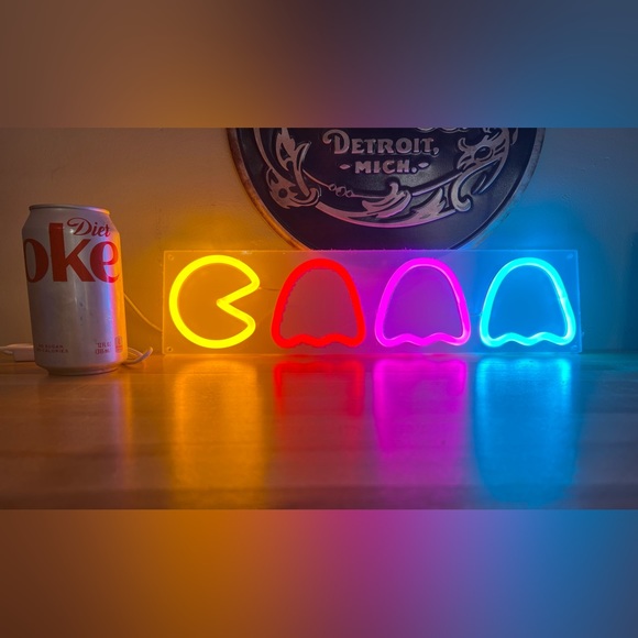 Wall Decor | Led Neon Retro Pacman Light Usb Brand New | Poshmark